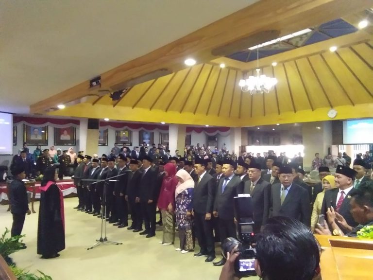 45 anggota DPRD Rembang Periode 2024-2029 Resmi Dilantik – Harian Suara ...